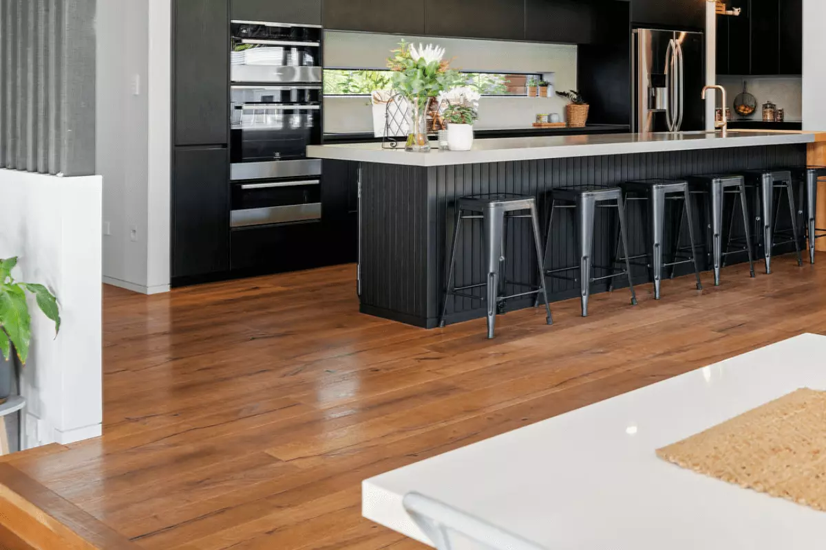 Why Water-Based Polyurethane is Better Than UV-Cured Oil Finishes ...
