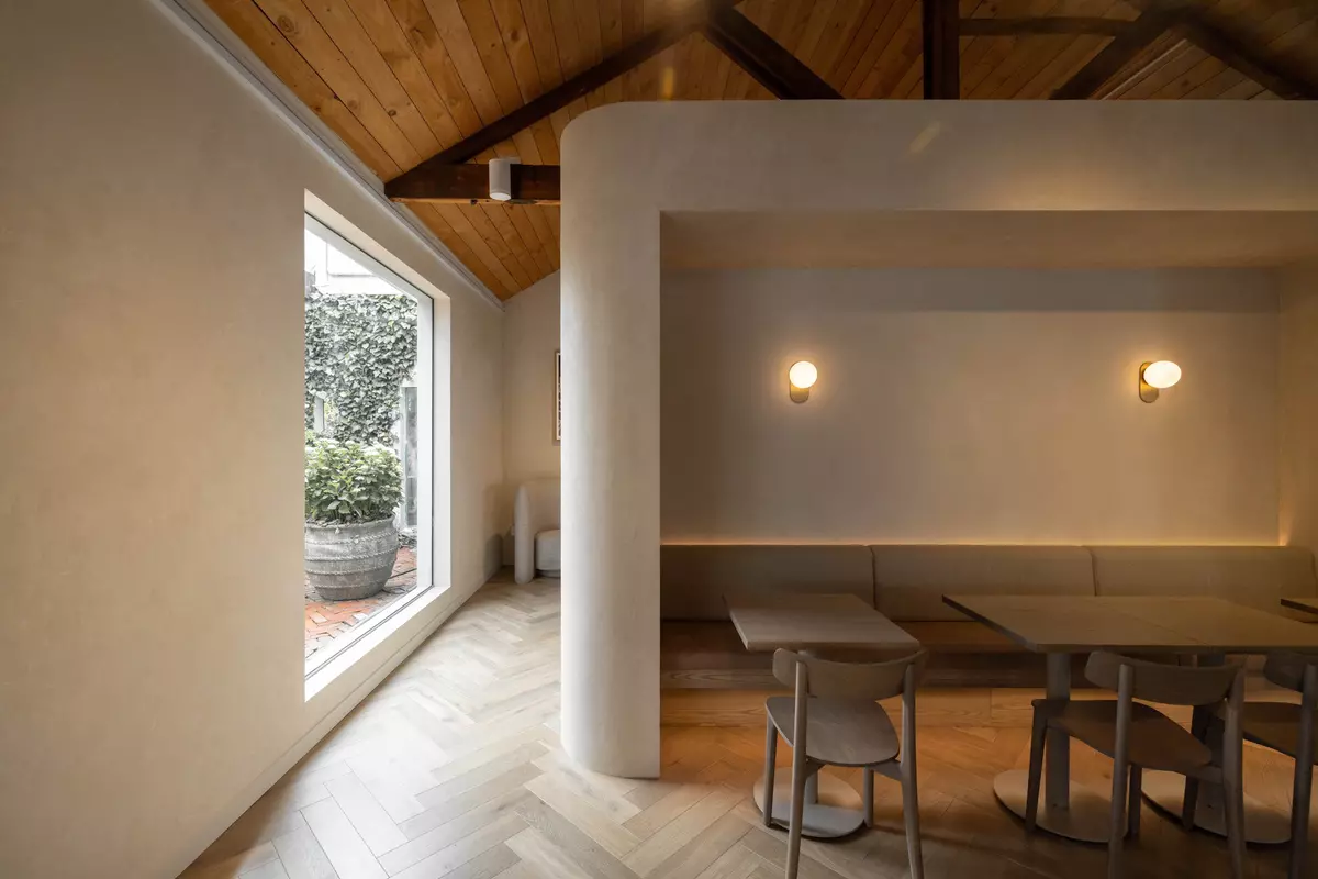 Why engineered wood flooring is better than solid wood flooring | Forté AU
